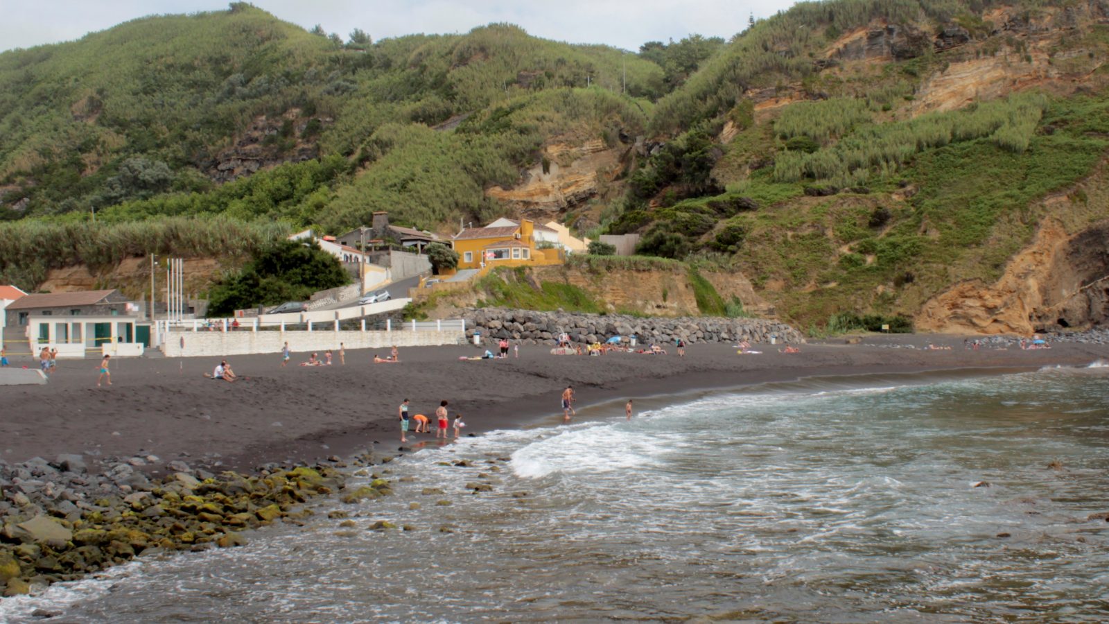 Praia dos Mosteiros – Praias.pt